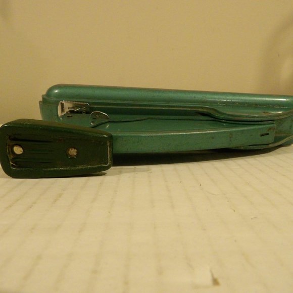 Swingline | Office | Vintage Swingline Upright Speed Stapler 4 Green ...